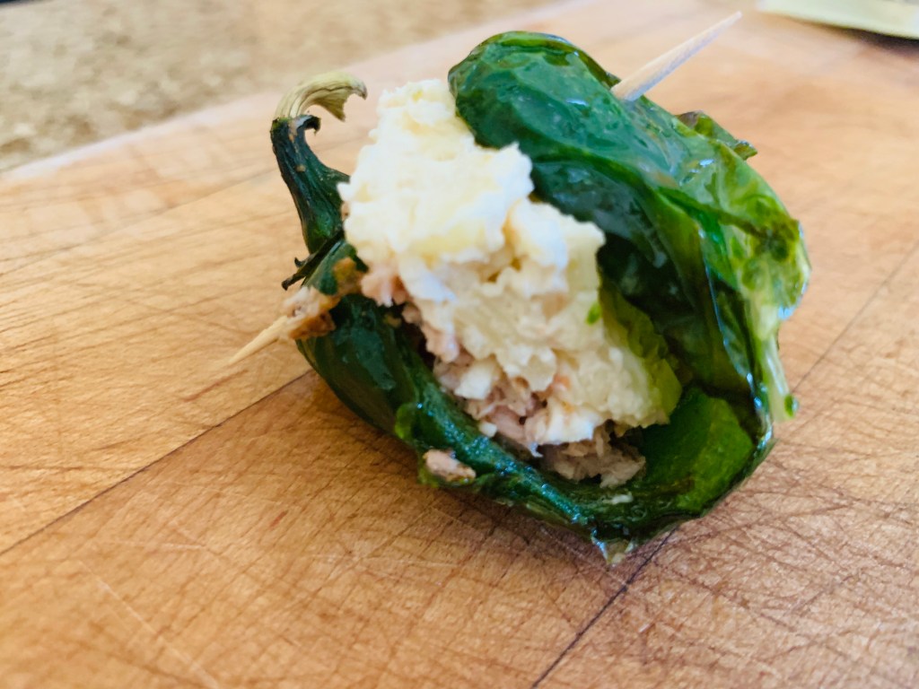 Chucker Stuffed Poppers
